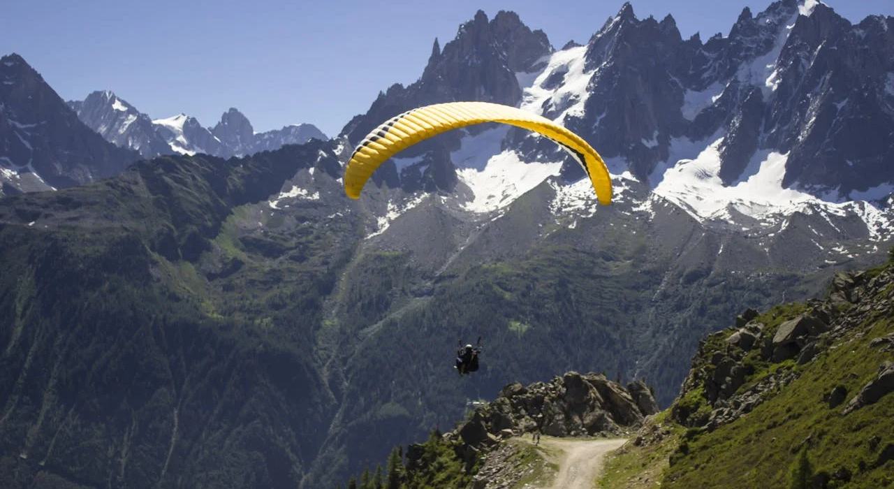 Bir Billing Paragliding 2026 – Packages, Cost & Height